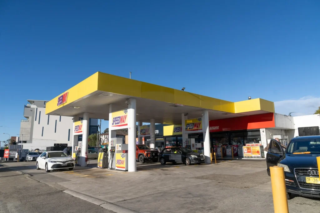 Speedway Liverpool Petrol Station - Speedway