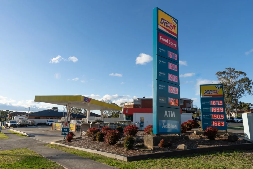 Speedway Meadows Fuel Station – Speedway